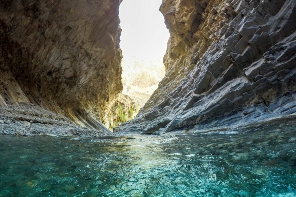 Tour - Moola Chotok - Magellan